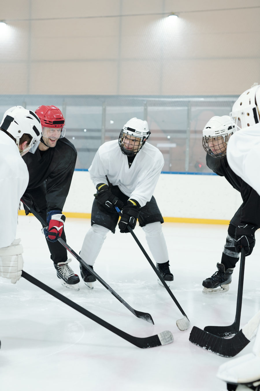 Beginner Drop-in and Pick-up Ice Hockey in Vancouver for Adults
